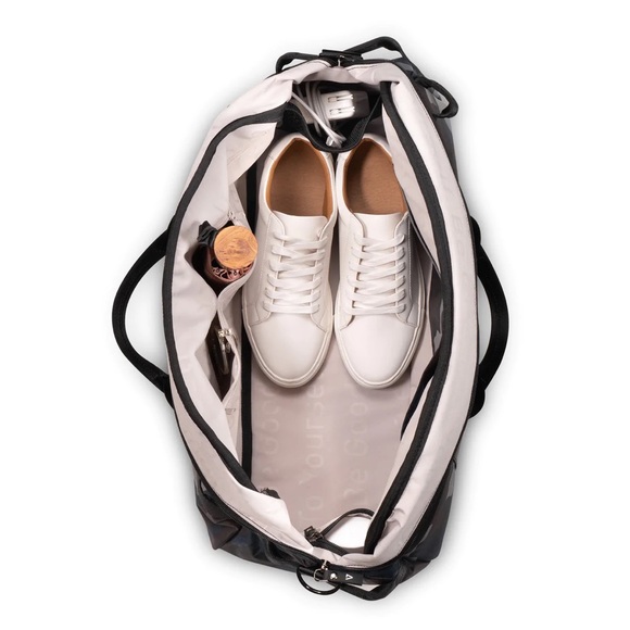 Andi New York | Bags | Andi New York Convertible Backpack Duffle Nwt ...